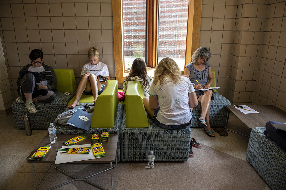 Literacy Coaches - University Training Center for Comprehensive ...