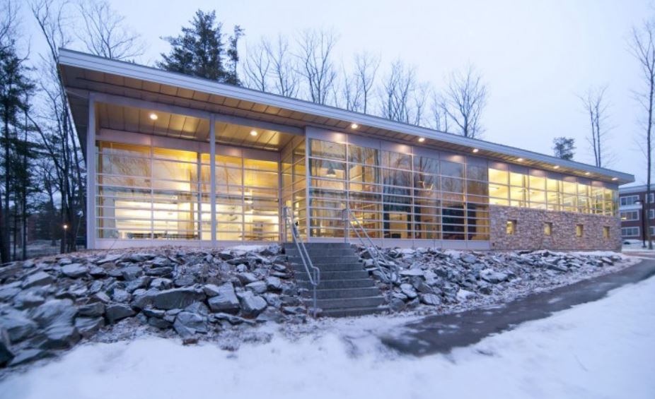 Foster Center for Student Innovation - Senator George J. Mitchell ...