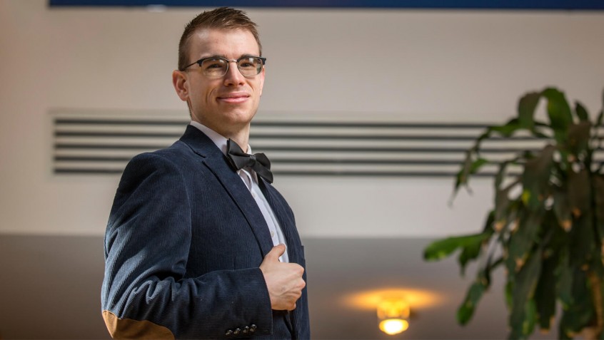 Connor Smart: UMaine salutatorian and top student in Maine Business ...